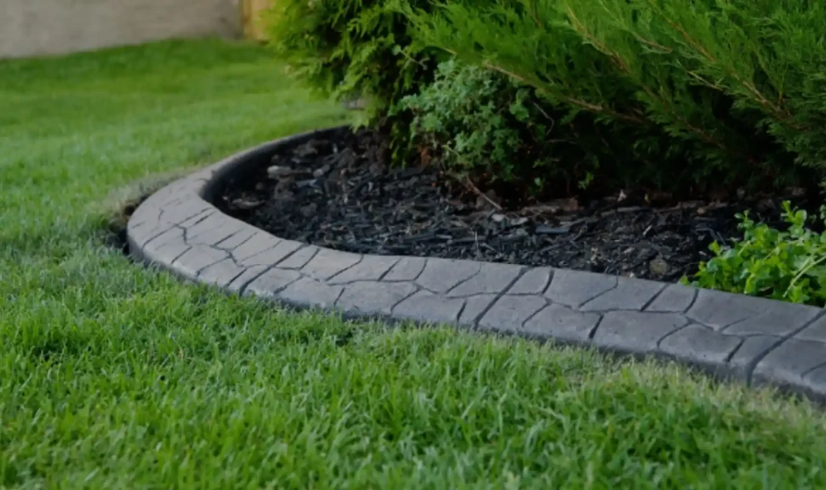 Concrete Edging for Gardens: St. Louis Landscaping Experts